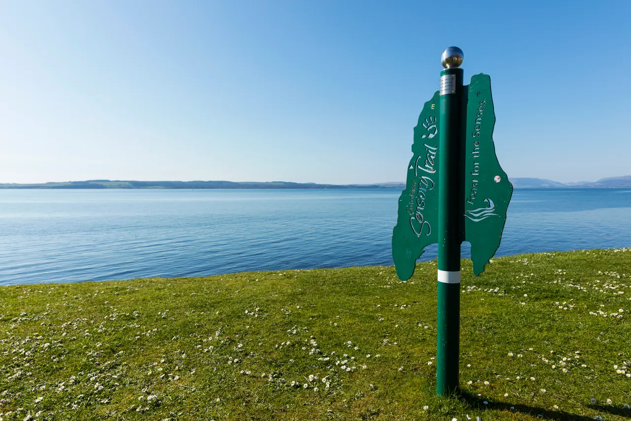 VisitScotland Media Toolkit - Cumbrae Sensory Trail Sign