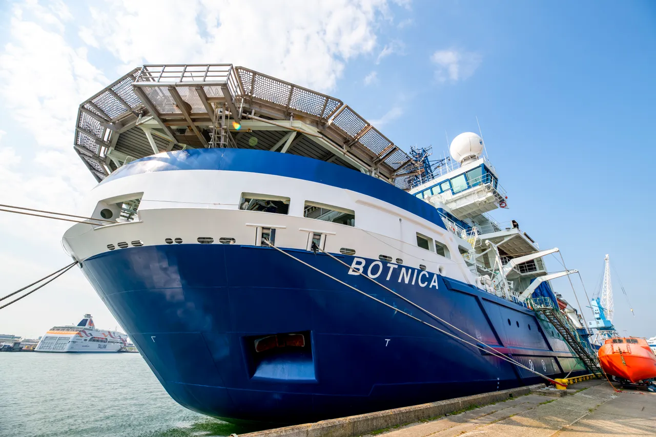 Brand Estonia Toolbox - Ship