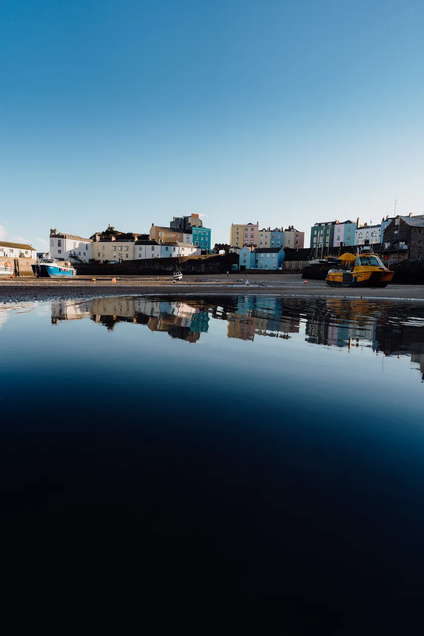 Pembrokeshire's Visual Library - Incredible Water Reflection of Tenby